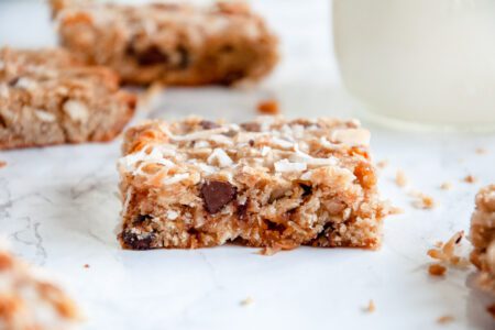 Deluxe Blondie Brownies - Made It. Ate It. Loved It.