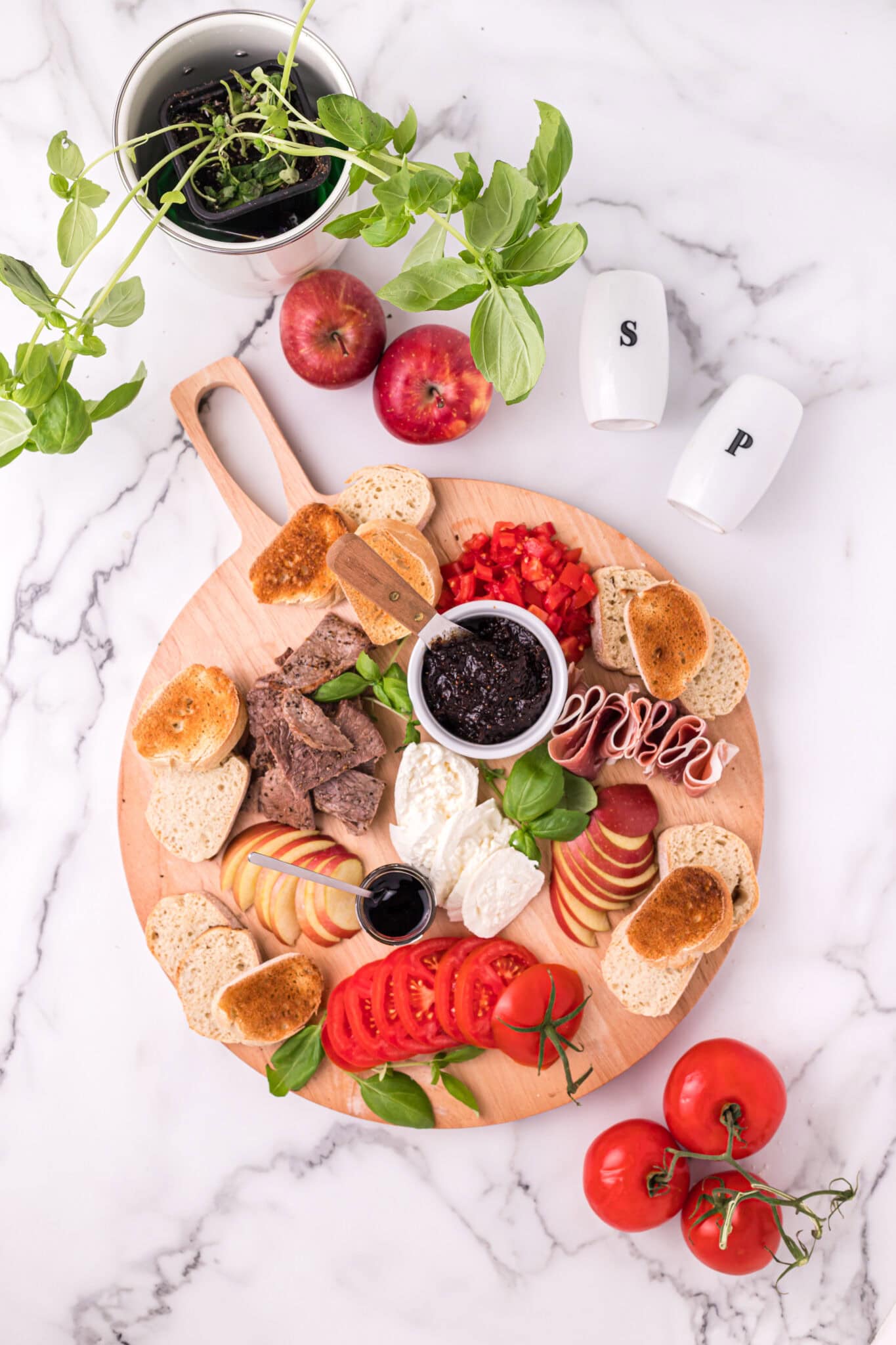 How to Make A Bruschetta Board | Proscuitto & Fig, Tomato and Mozz!